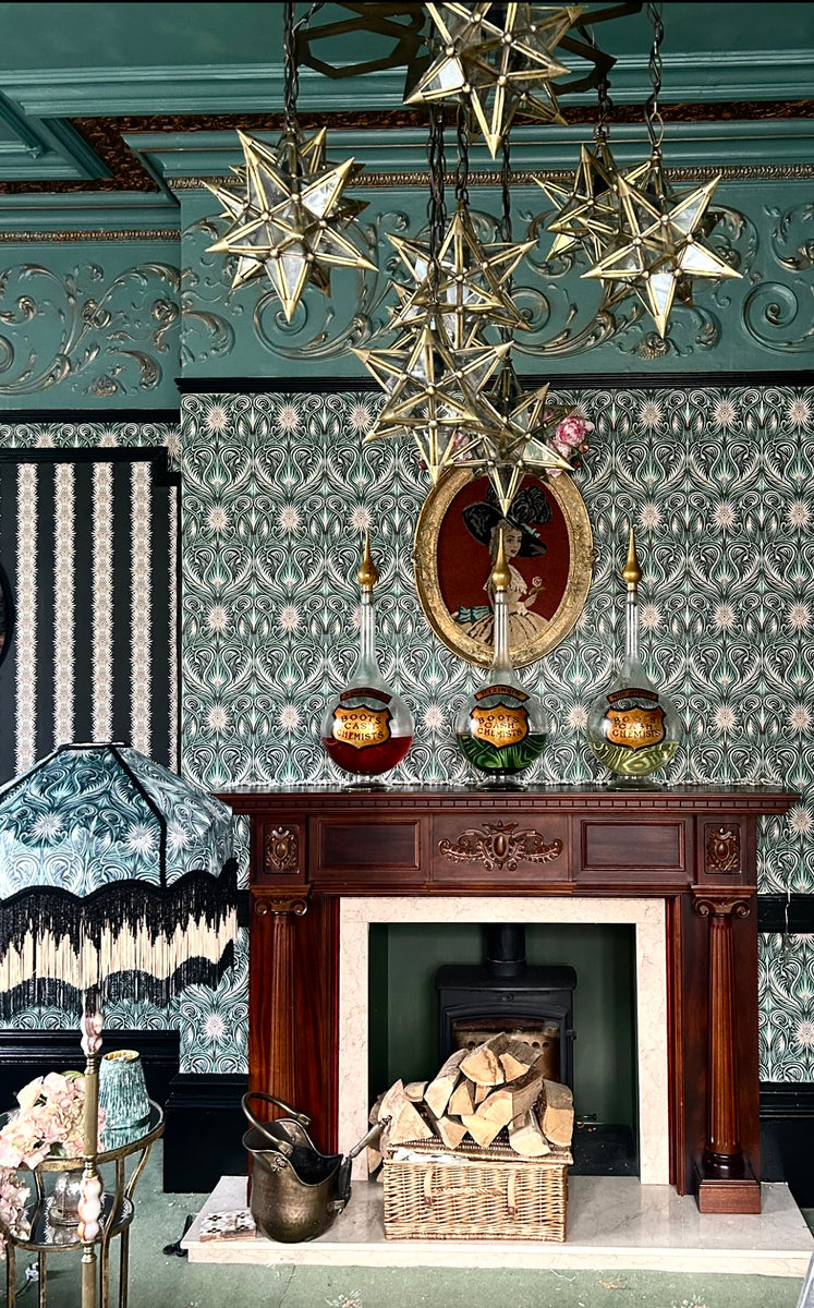 Serpiente Wallpaper – Witches by Helena Garcia