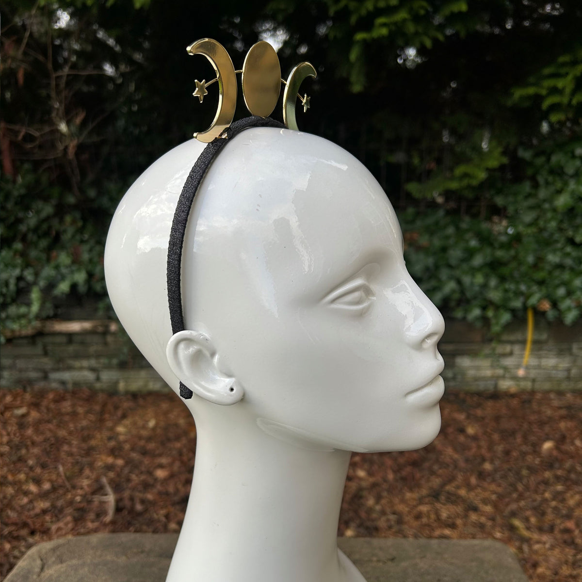 Phases of the Moon Tiara – Witches by Helena Garcia