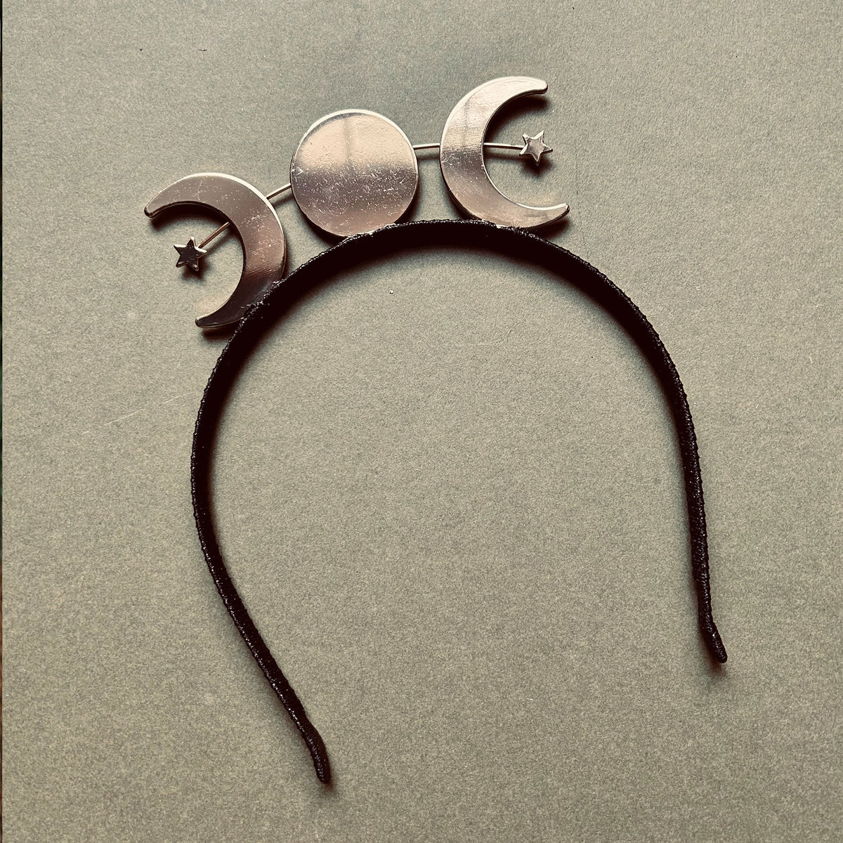 Phases of the Moon Tiara – Witches by Helena Garcia