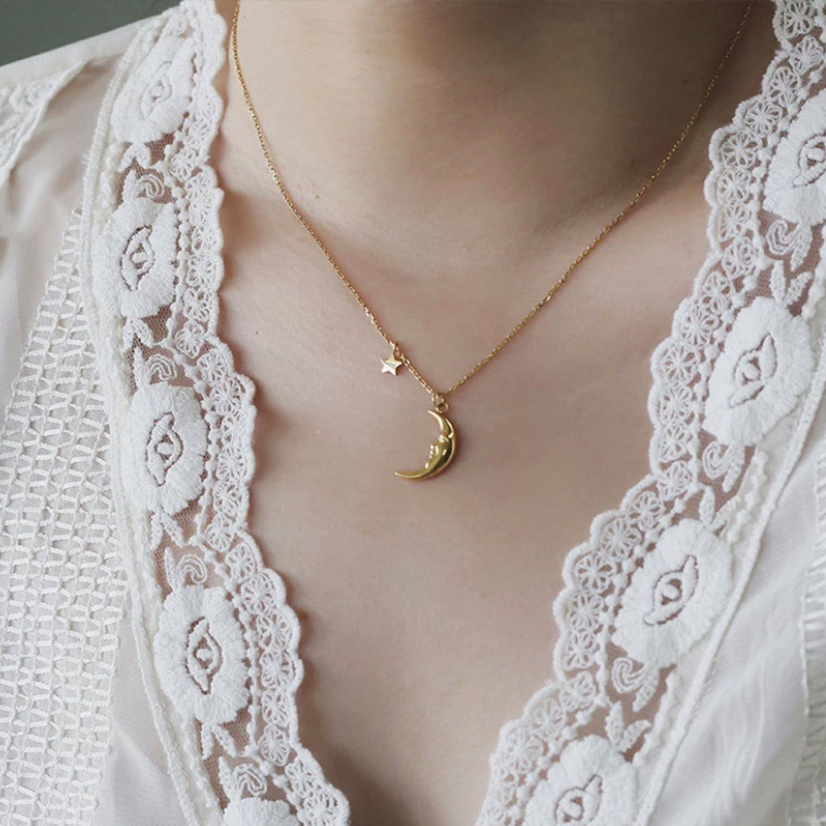 Moon & Star Necklace – Witches by Helena Garcia